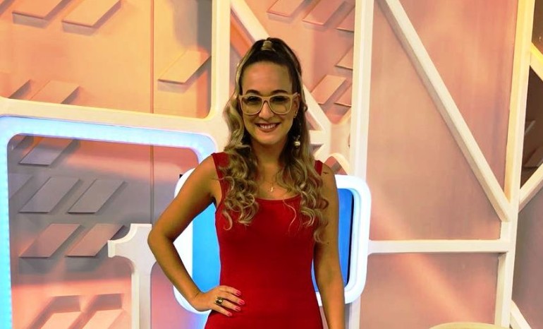 Thais Fonseca ministra curso de decoração criativa na EBAM