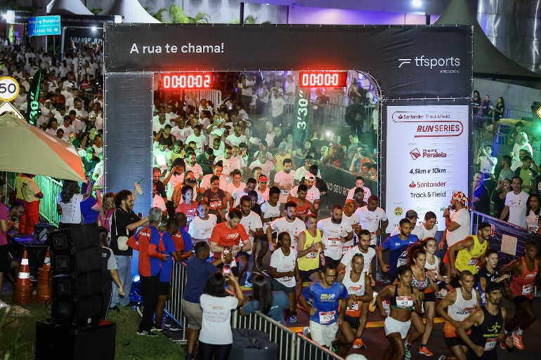 Salvador recebe terceira etapa de corrida de rua noturna